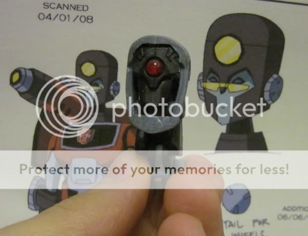 Heavy/Scratch: - TFA Perceptor | TFW2005 - The 2005 Boards