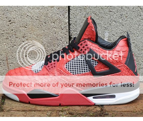 Červené Air Jordan 4 z kože pytóna od JBF Customs | REFRESHER.sk