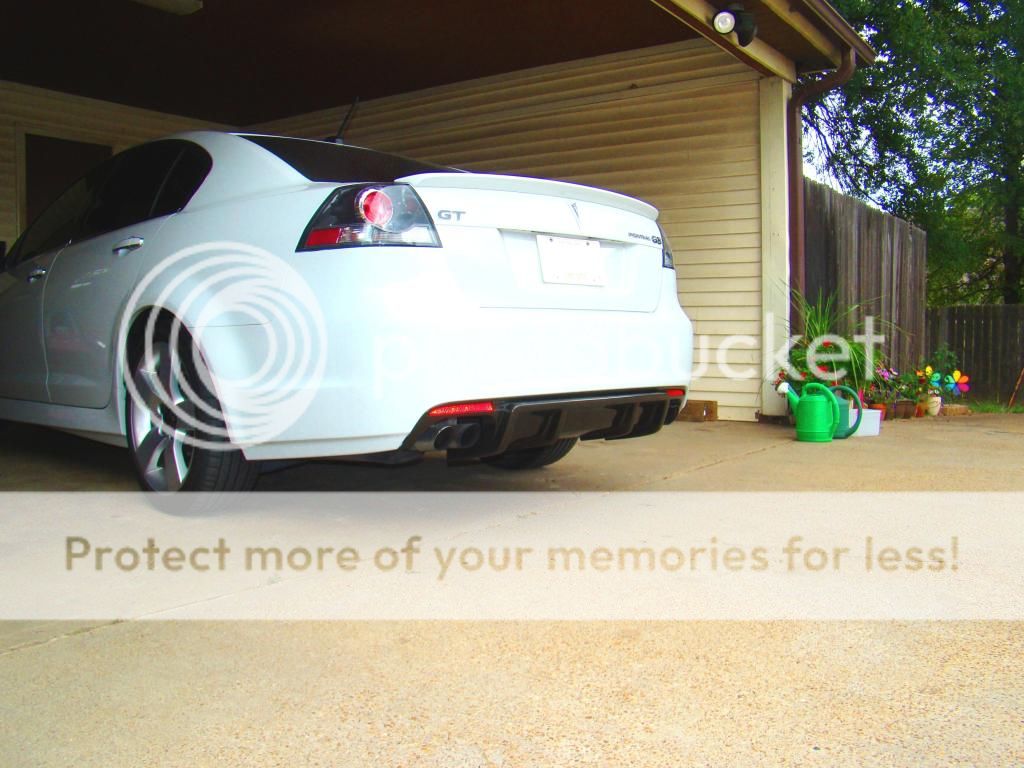 Carbon Fiber diffuser and center caps | Pontiac G8 Forum